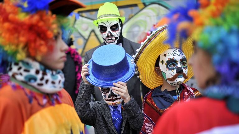 Imágenes de las diez comparsas