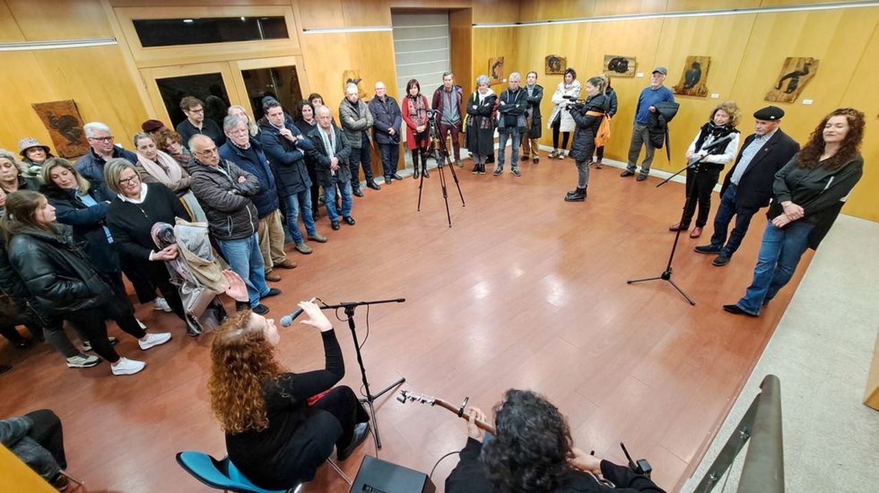 Che Tembra homenajea a Díaz Pardo en A Pobra