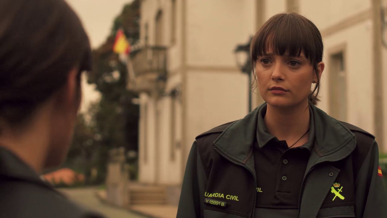 Lidia Veiga, actriz de «A lei de Santos»: «Santos intenta deixar o ...