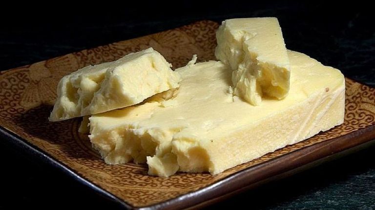 Vuelta a los orígenes: cómo hacer manteca de vaca cocida