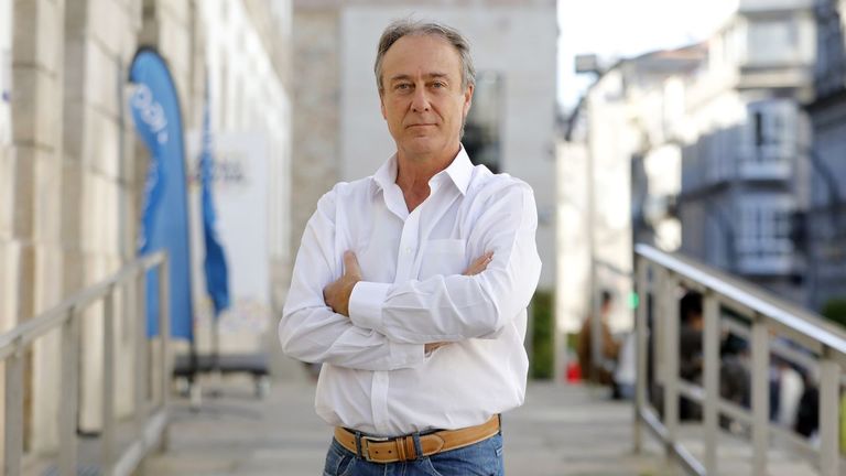 Javier Gil, experto en comunicación personal: «Las palabras solo tienen ...