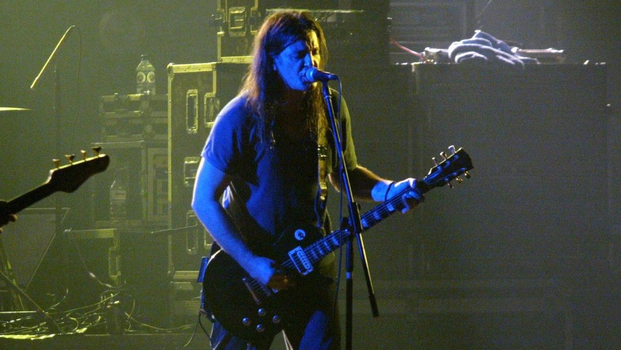 Muere Boni, guitarrista y voz del grupo Barricada