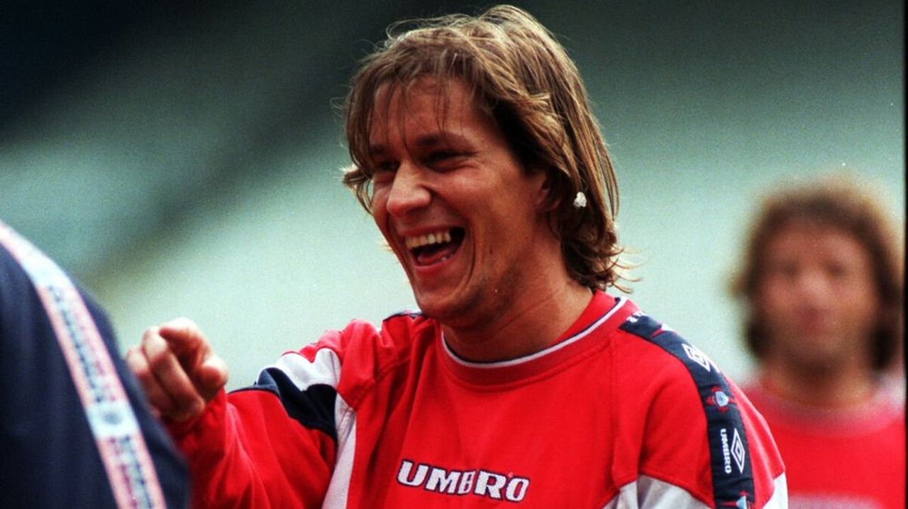 Se cumplen 22 años del debut de Míchel Salgado con el Celta