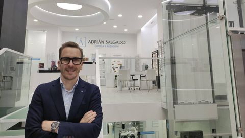 Adrián Salgado compra la viguesa Ópticas Contalén y se consolida en Galicia en el sector de la ...