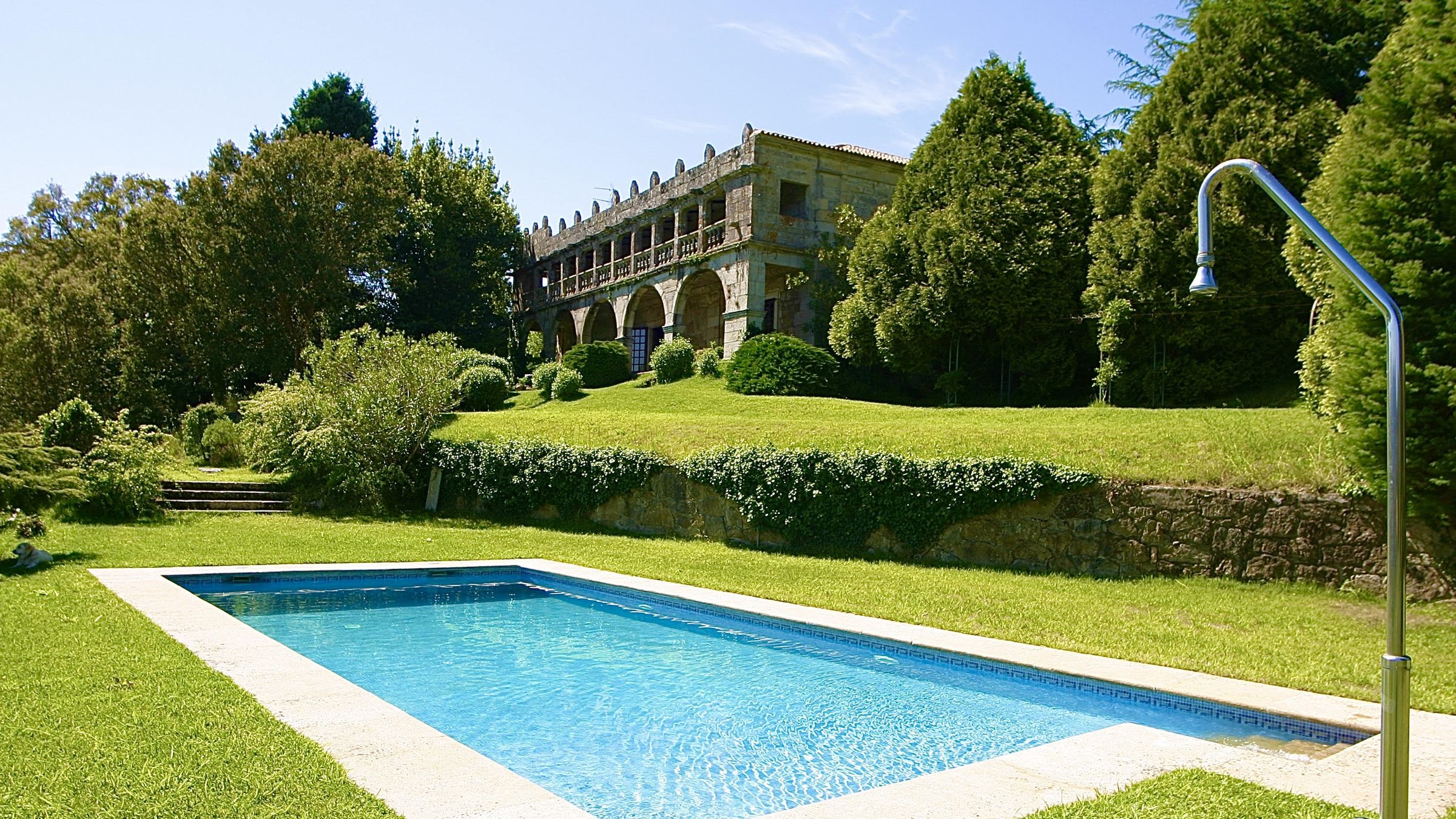 ¿Cómo es vivir en un pazo? Puedes descubrirlo en Vigo y su área