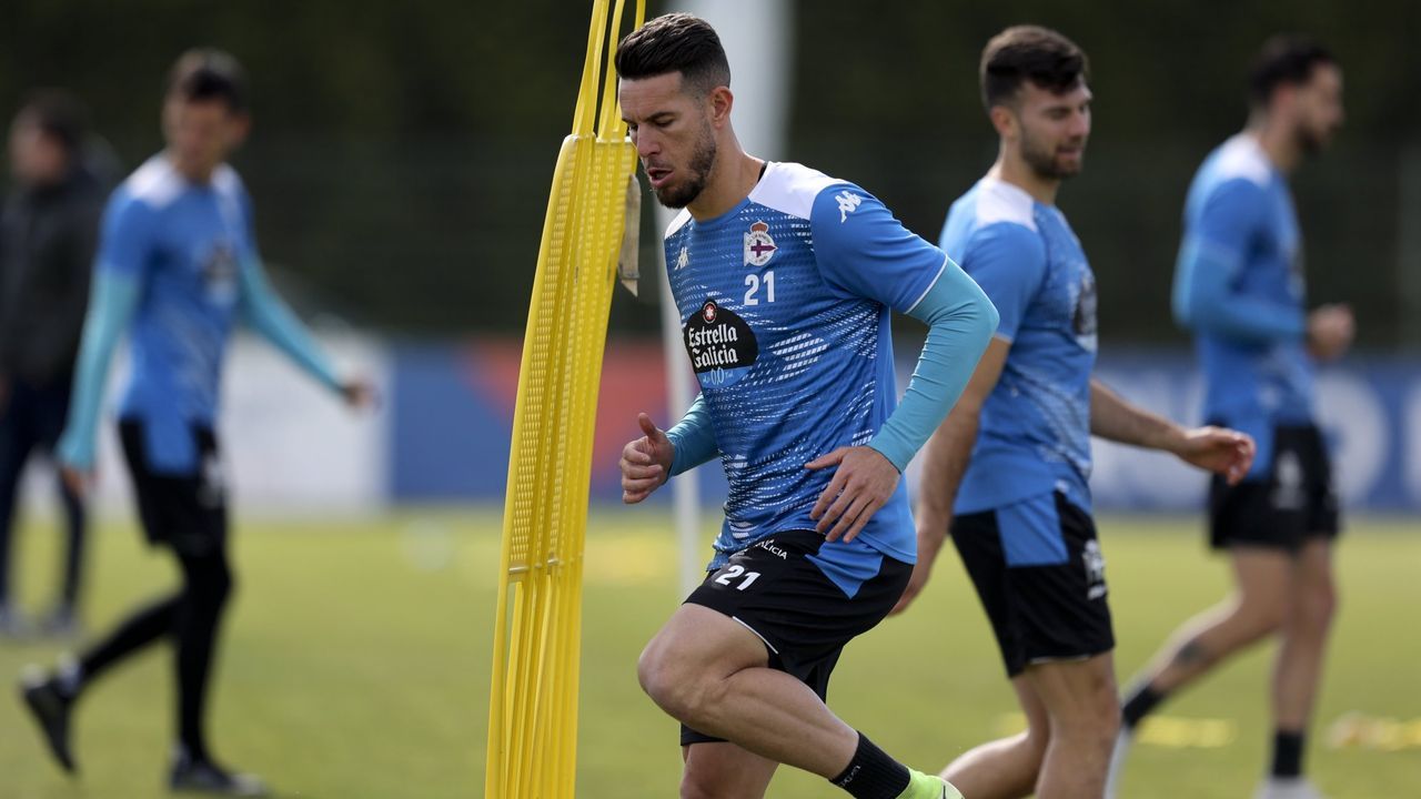 Álvaro Rey se reincorpora a los entrenamientos del Deportivo