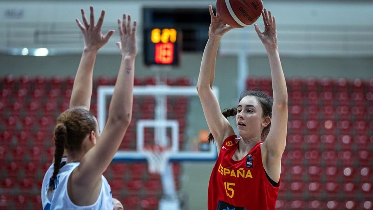 Inés Sotelo lidera a la selección sub-18 frente a Israel