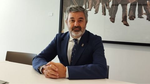 Alejandro Calvo: «La gran campaña del AVE en Asturias llegará a partir ...