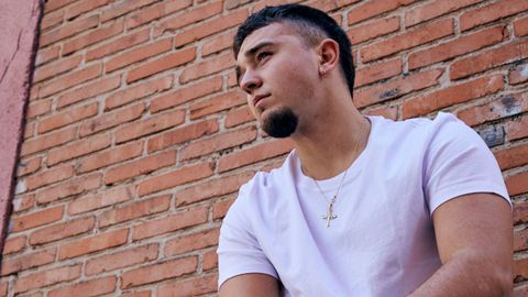 Ramudo, el joven asturiano que acumula millones de escuchas en Spotify ...