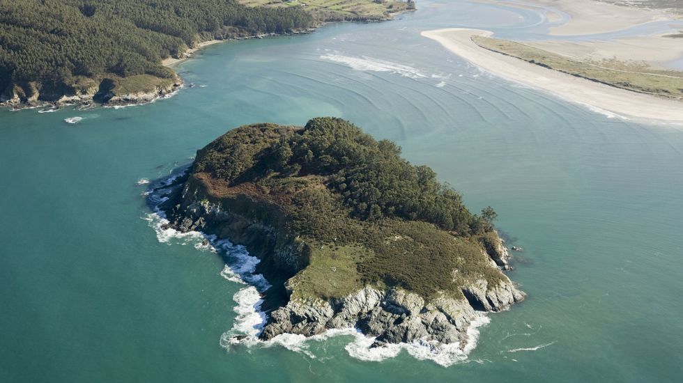 Se vende islote por 4 millones