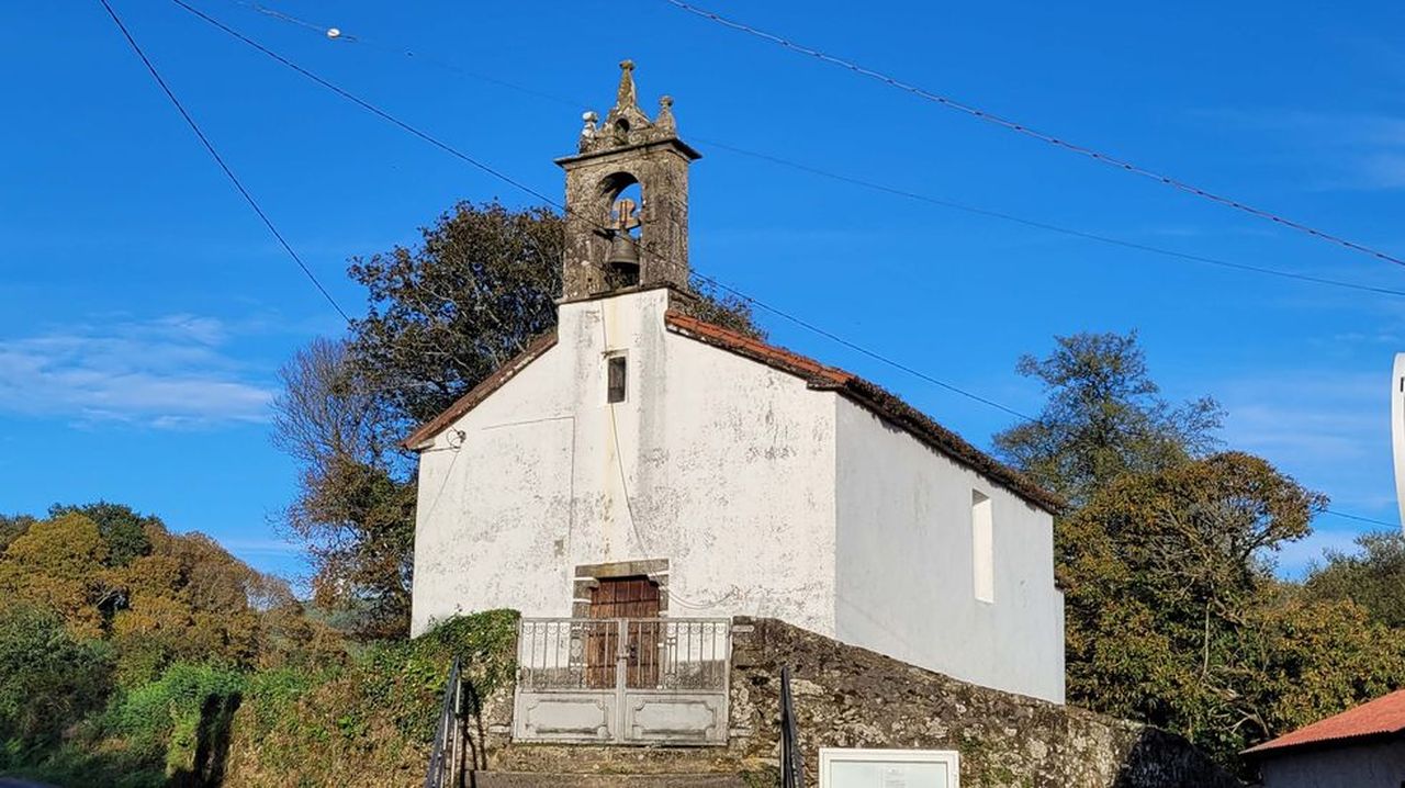 Aldeas, arroyos con bosques de ribera, iglesias y un castro al norte de ...