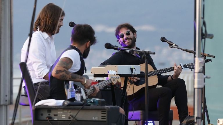 Rafa Val, cantante de Viva Suecia: «Galicia es muy especial y el ...