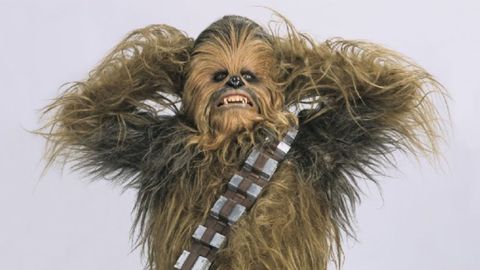 «Star Wars VII»: El actor que da vida a Chewbacca, hospitalizado