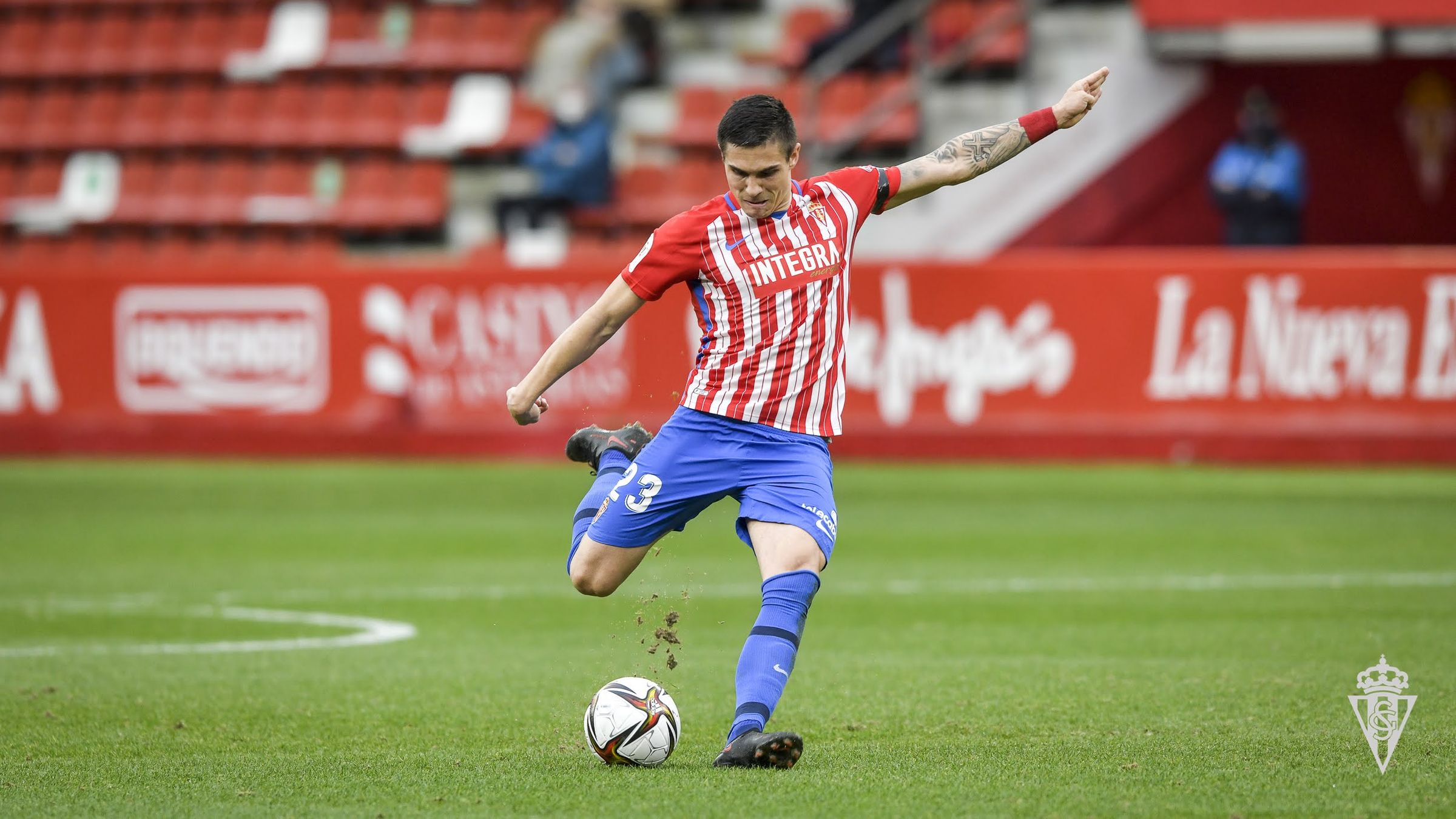 100, 30 y 5, las cifras de Djuka en el Sporting