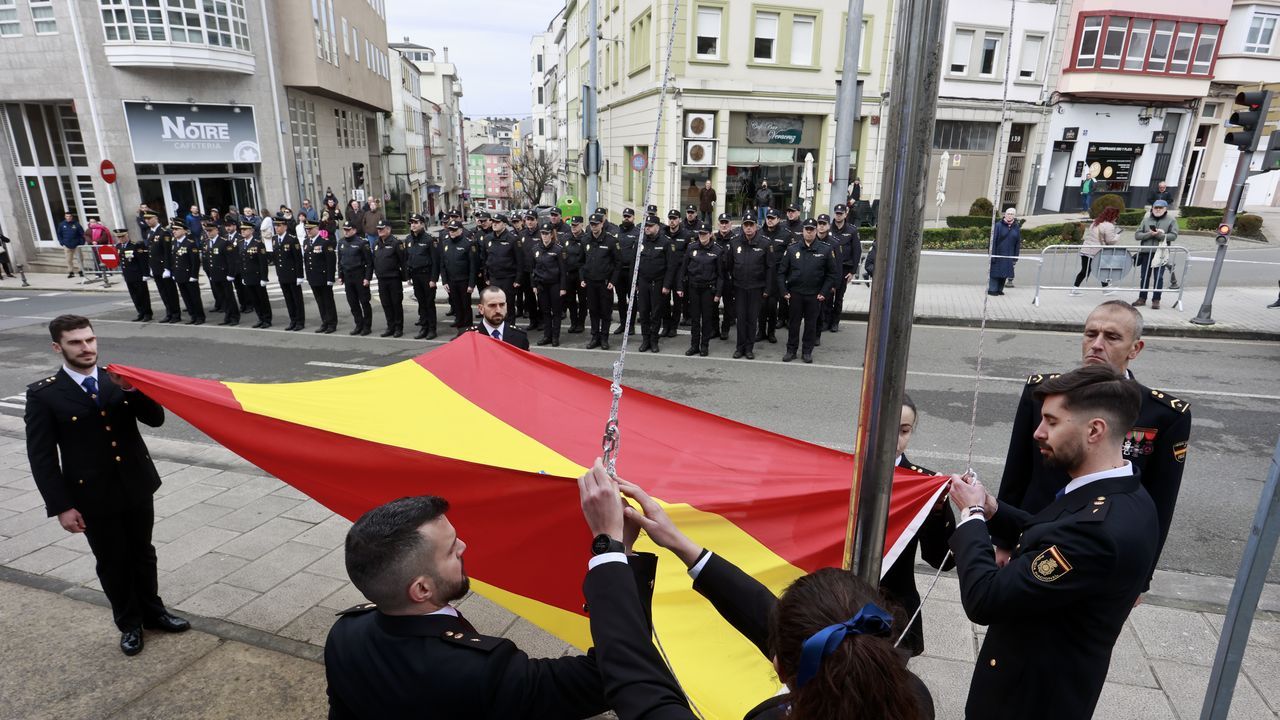 La Policía Nacional celebra su 200 aniversario en Lugo con un gran ...