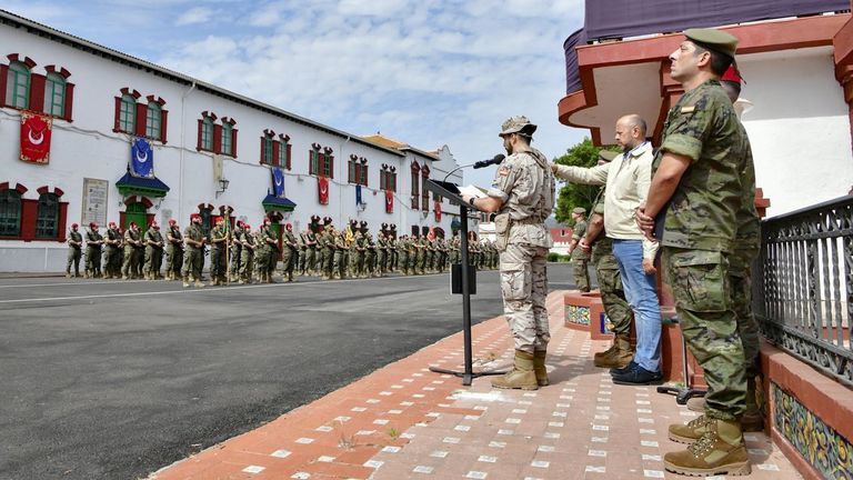 Parte el primer contingente de la comandancia de Ceuta para una misión ...