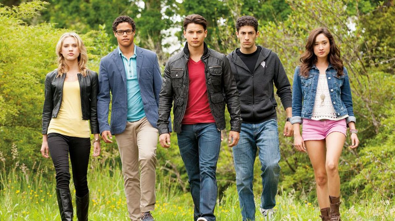 Los Power Rangers llegan a Clan