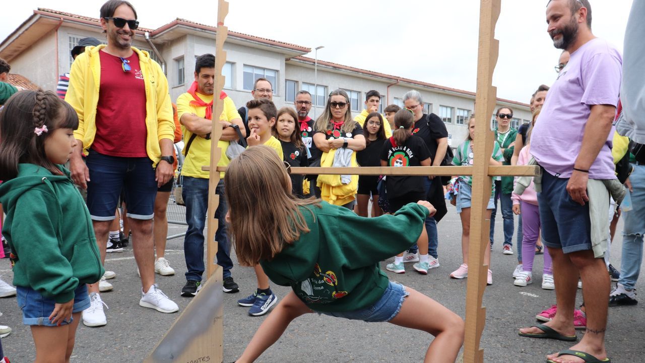 Xojos de Terra en la playa de Coroso, la singladura de la Festa da ...