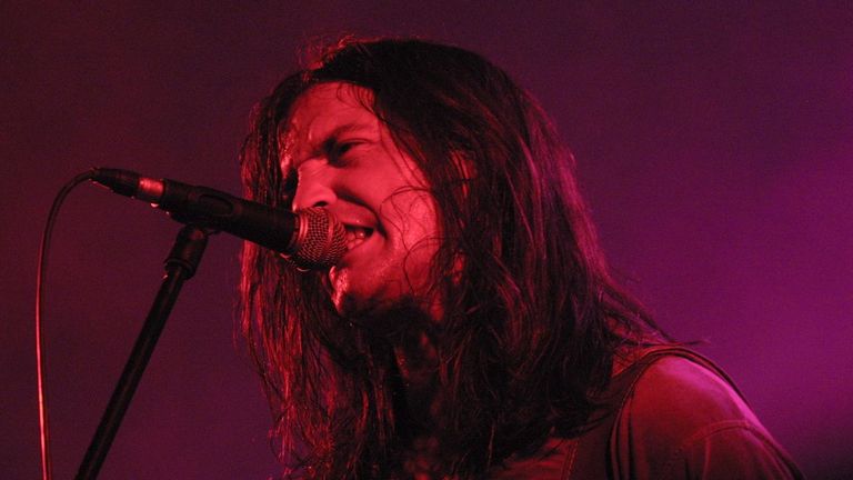 Boni, la voz rugosa que dotó de emoción al rock urbano