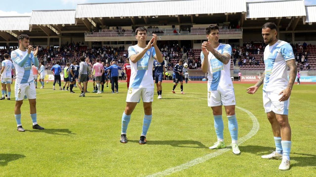 Míchel Alonso, entrenador del Compostela, espera contar con Riki ...