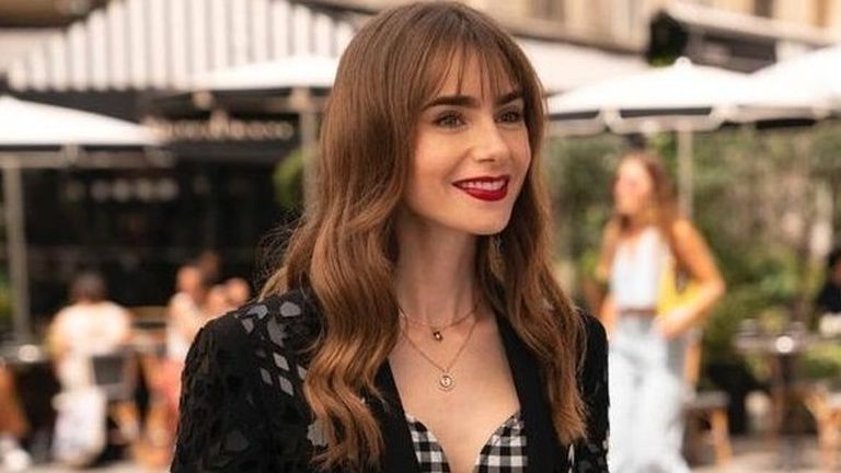 «The Crown», «Emily in Paris» y «The Witcher», las tres grandes ...