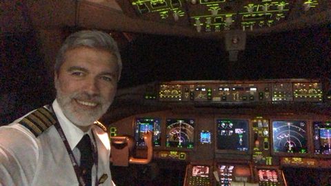 Carlos Noval, asturiano en Qatar: «Los seis primeros meses me los pasé ...