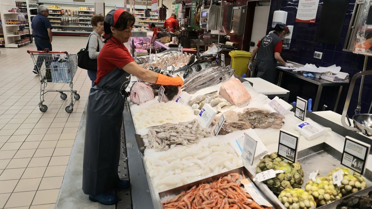 Casi la mitad de los alimentos con rebaja del IVA se han encarecido, según Facua