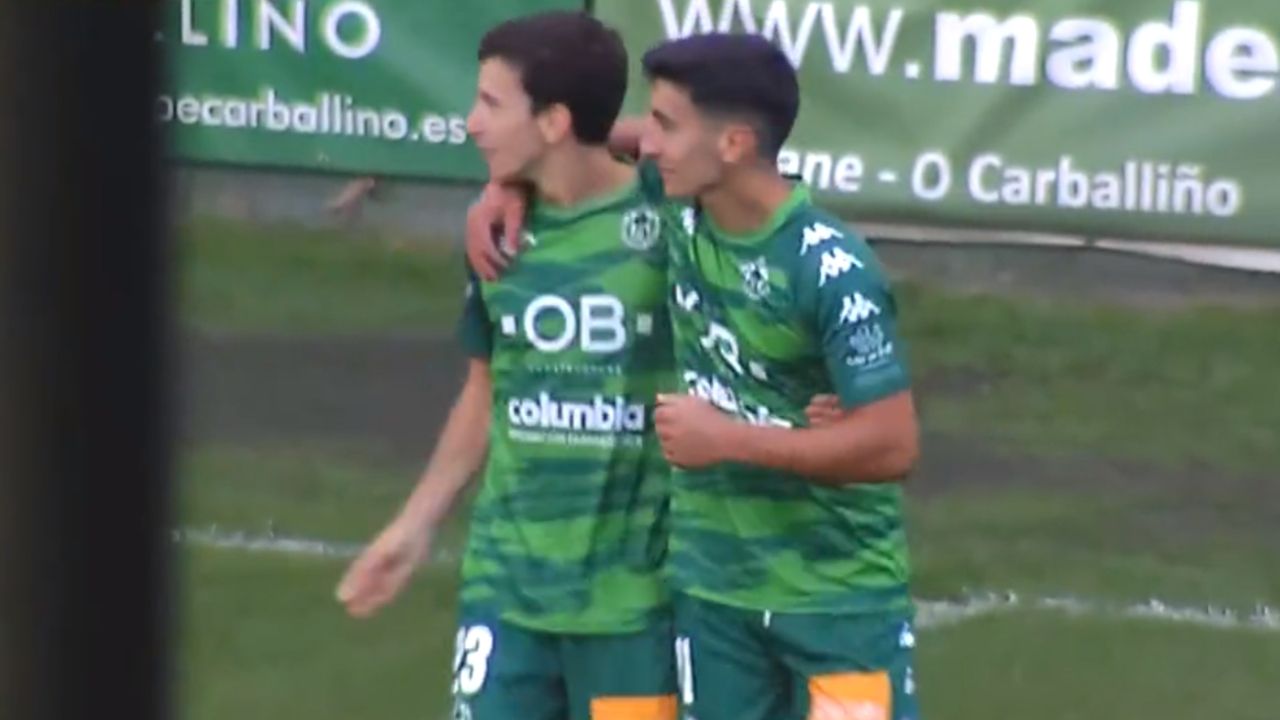 Luis Chacón marca un gol maradoniano ante el Real Unión