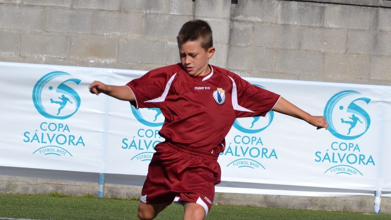Así es Roi Torres, un galgo gallego en el juvenil del Real Madrid