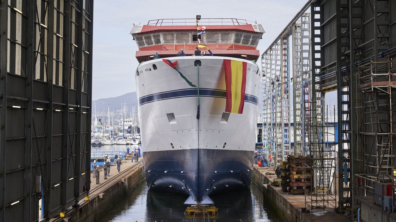 Un barco hecho en Vigo realiza la primera expedición atmosférica en ...