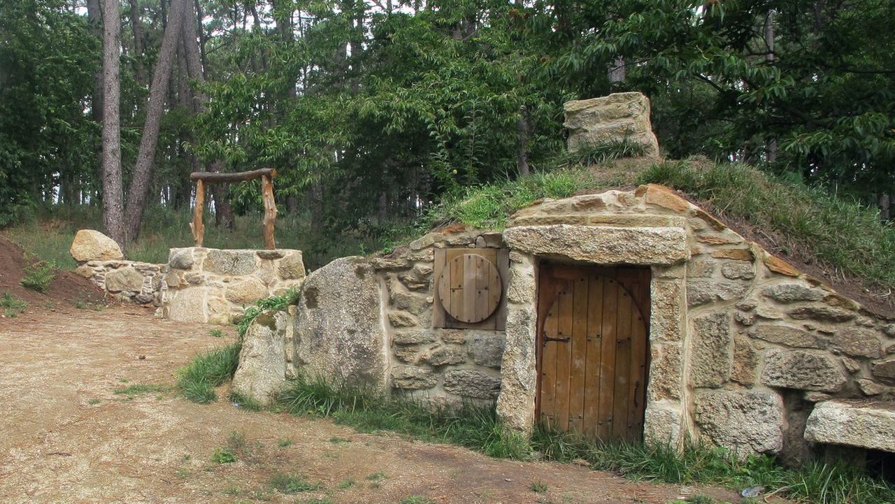 La Aldea Grobbit, lo más buscado de O Grove en Google tras El Náutico