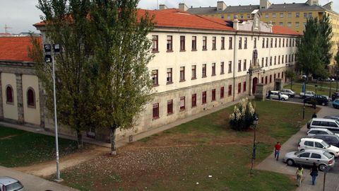 El campus de Ferrol encara el primer curso con toda la actividad ...