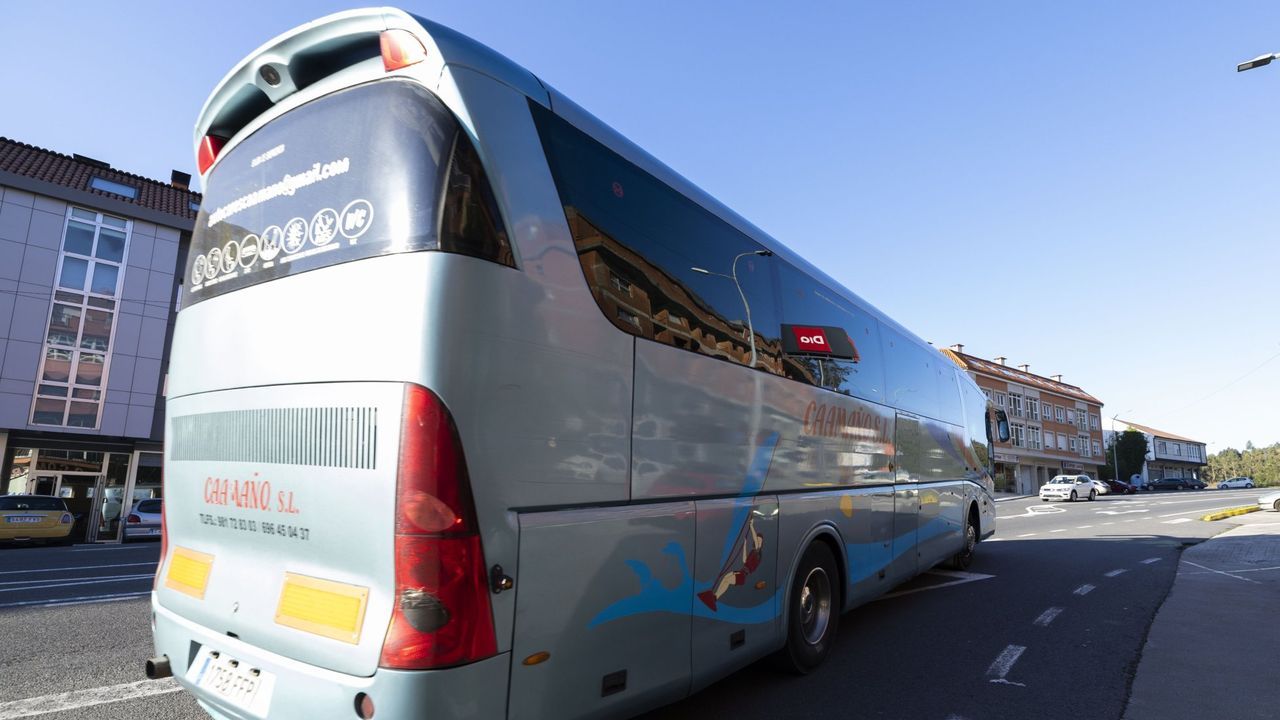 Mejoras en las paradas de bus de tres concellos de Bergantiños y en Cerceda