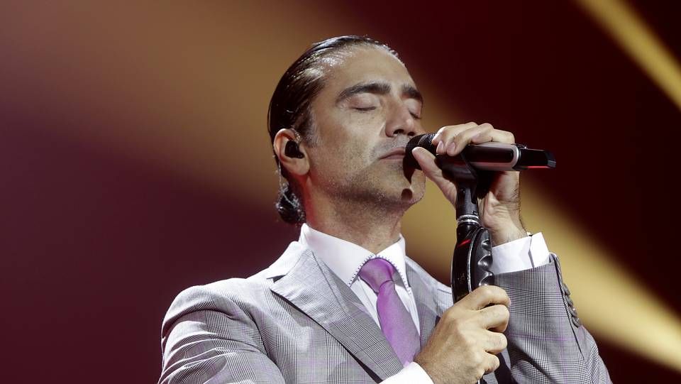 Más de 6.000 personas escucharon las «Confidencias» de Alejandro Fernández