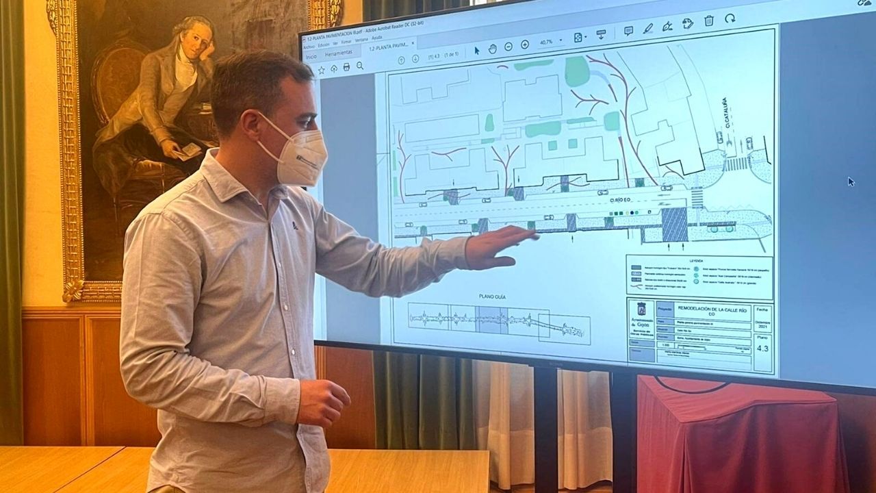Olmo Ron renuncia a su acta de concejal