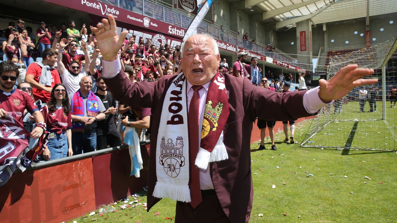 De animar al Hai que Roelo a viajar con el Pontevedra CF a sus 86 años