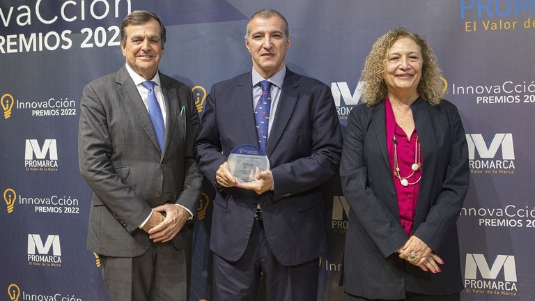 El Grupo Calvo recibe el premio InnovaCción por su «Vuelca Fácil»