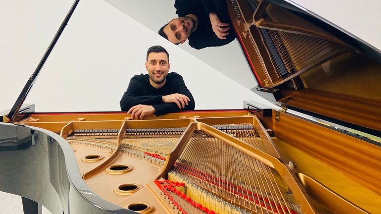 Álvaro Blanco, pianista desde los ocho años: «Yo no imagino un día sin ...