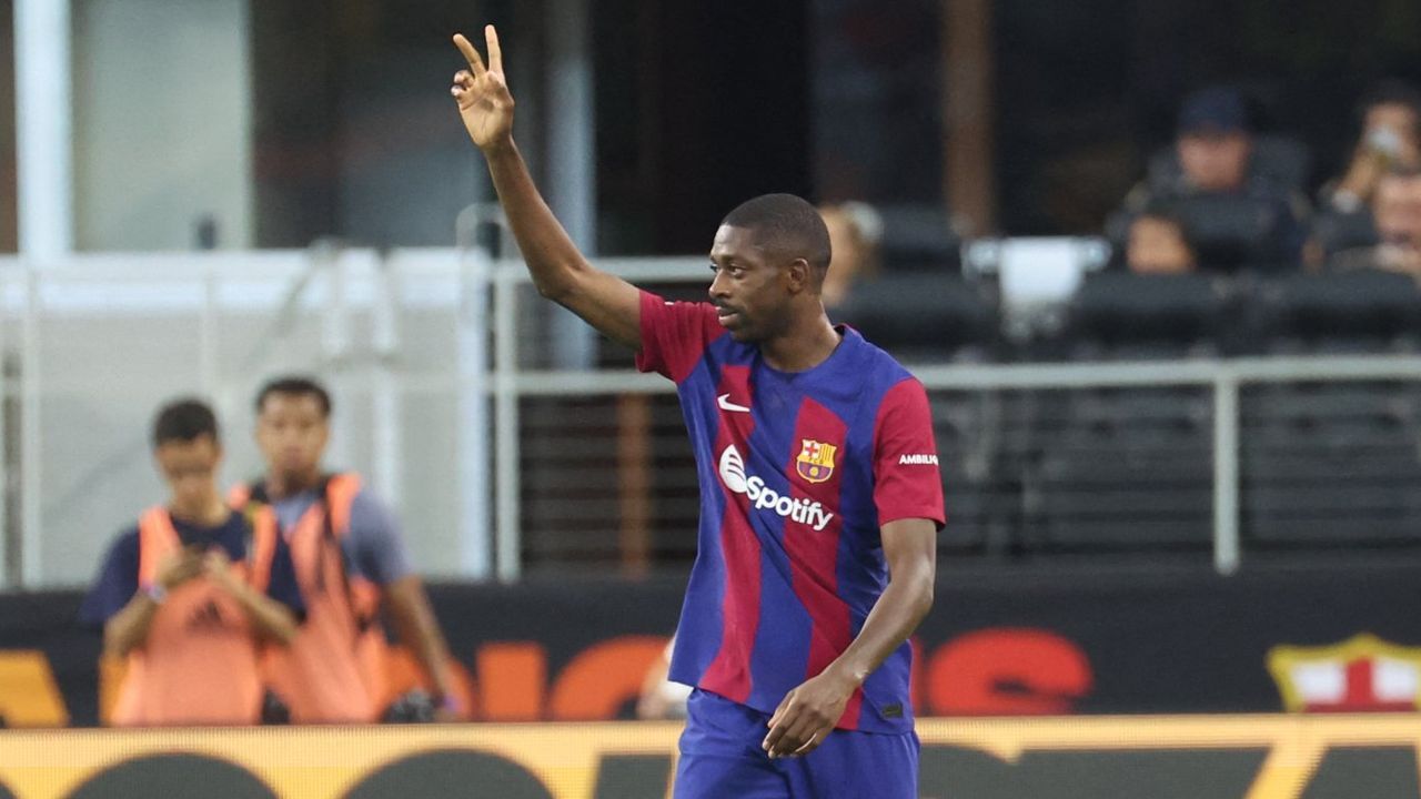 Dembélé insta al Barcelona a negociar su traspaso al PSG