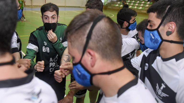 El Balonmán Loriga busca una venganza con sabor a ascenso