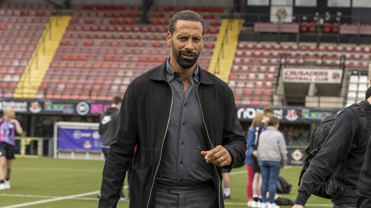 Ferdinand cuenta cómo Busquets le avergonzó en una final de Champions