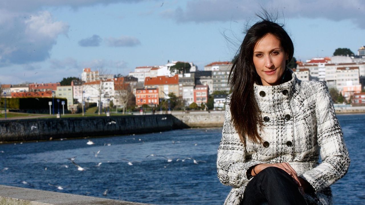 Rosa Cedrón, que actuará este sábado en Burela, hoy en Radio Voz
