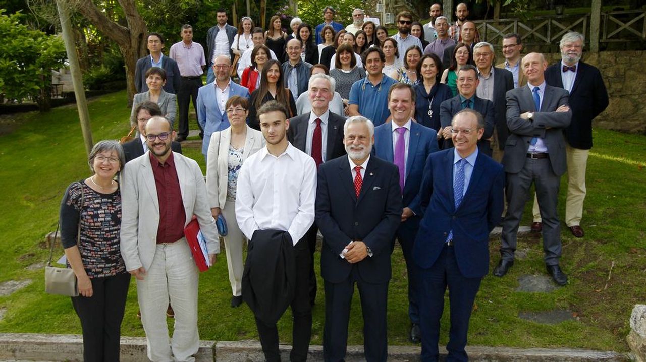 El biólogo Fernando Cobo reivindica la unión de la profesión y la academia