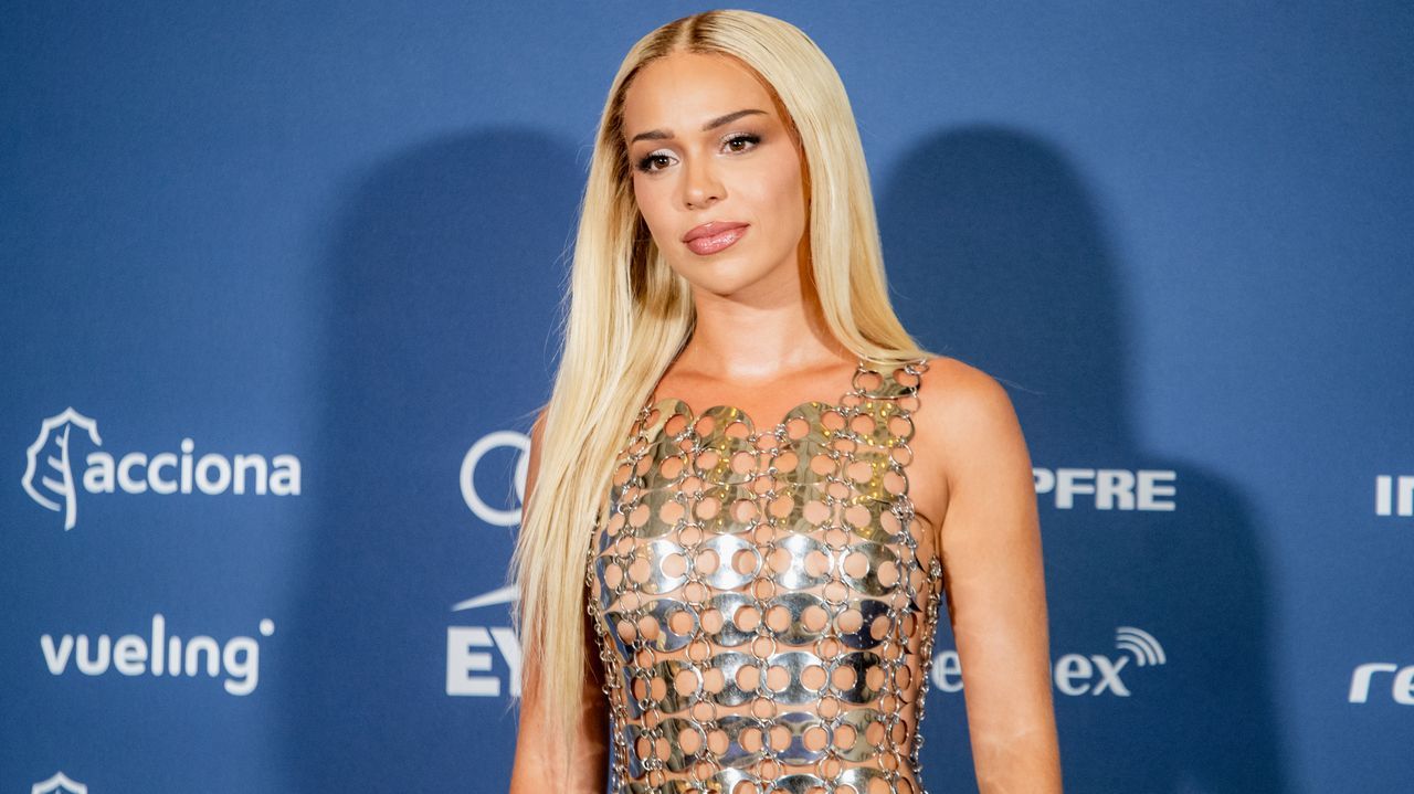 Las transparencias de Bad Gyal para recoger un premio con los reyes