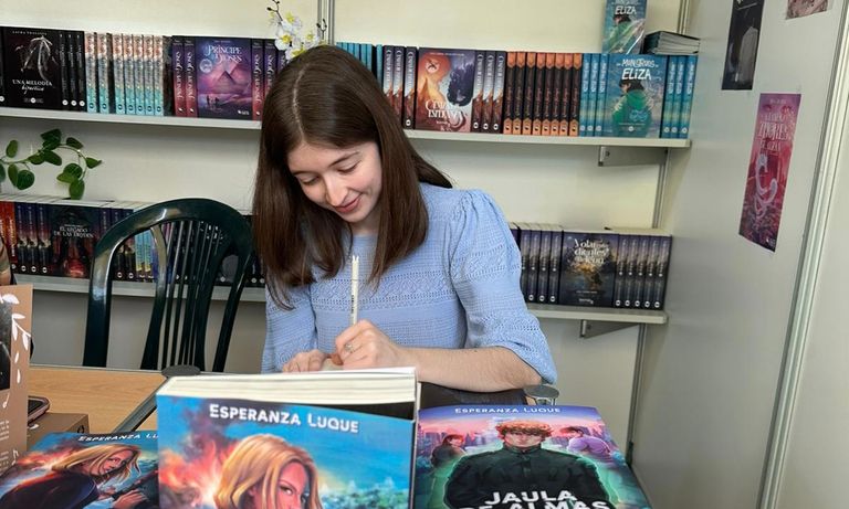 De «booktuber» a «booktoker»: los nuevos críticos literarios que arrasan en TikTok