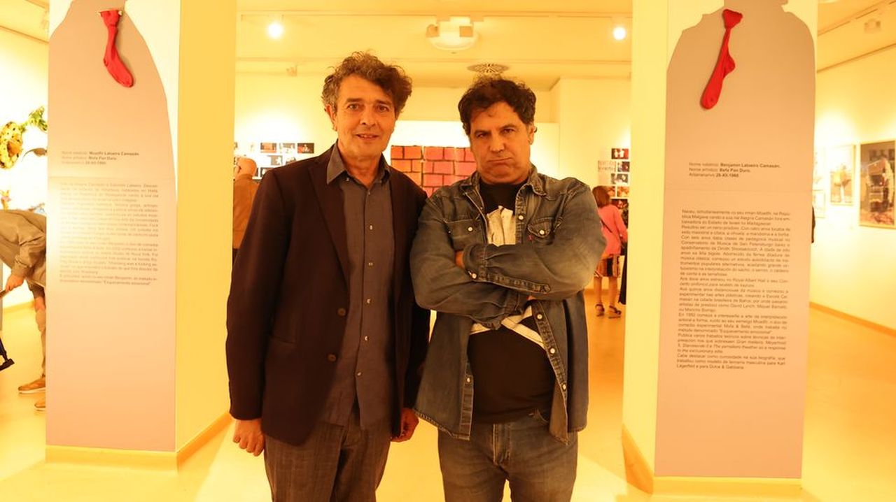 Treinta años de Mofa e Befa en una exposición «mundial»