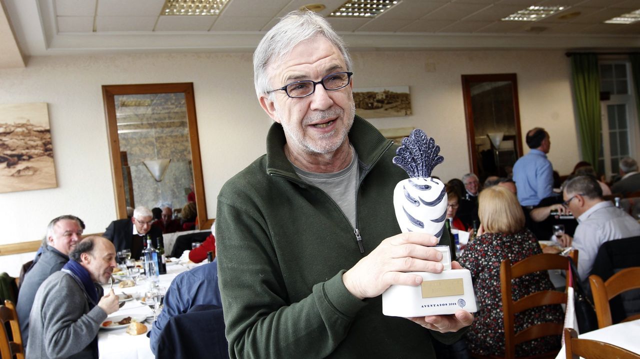 Lectura poética del libro de Paco Rivas en Cervo