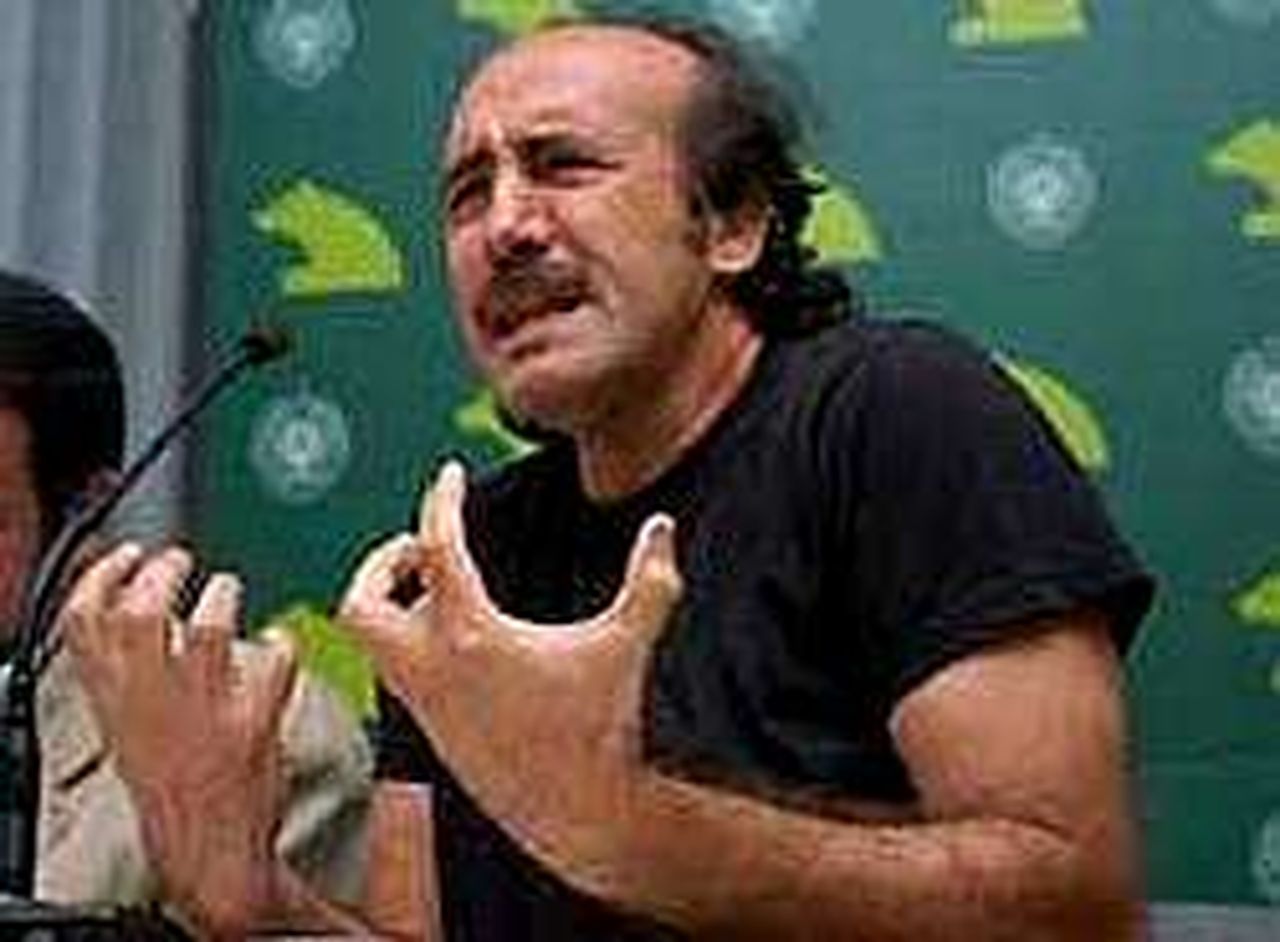 Entrevistan al humorista Pedro Reyes