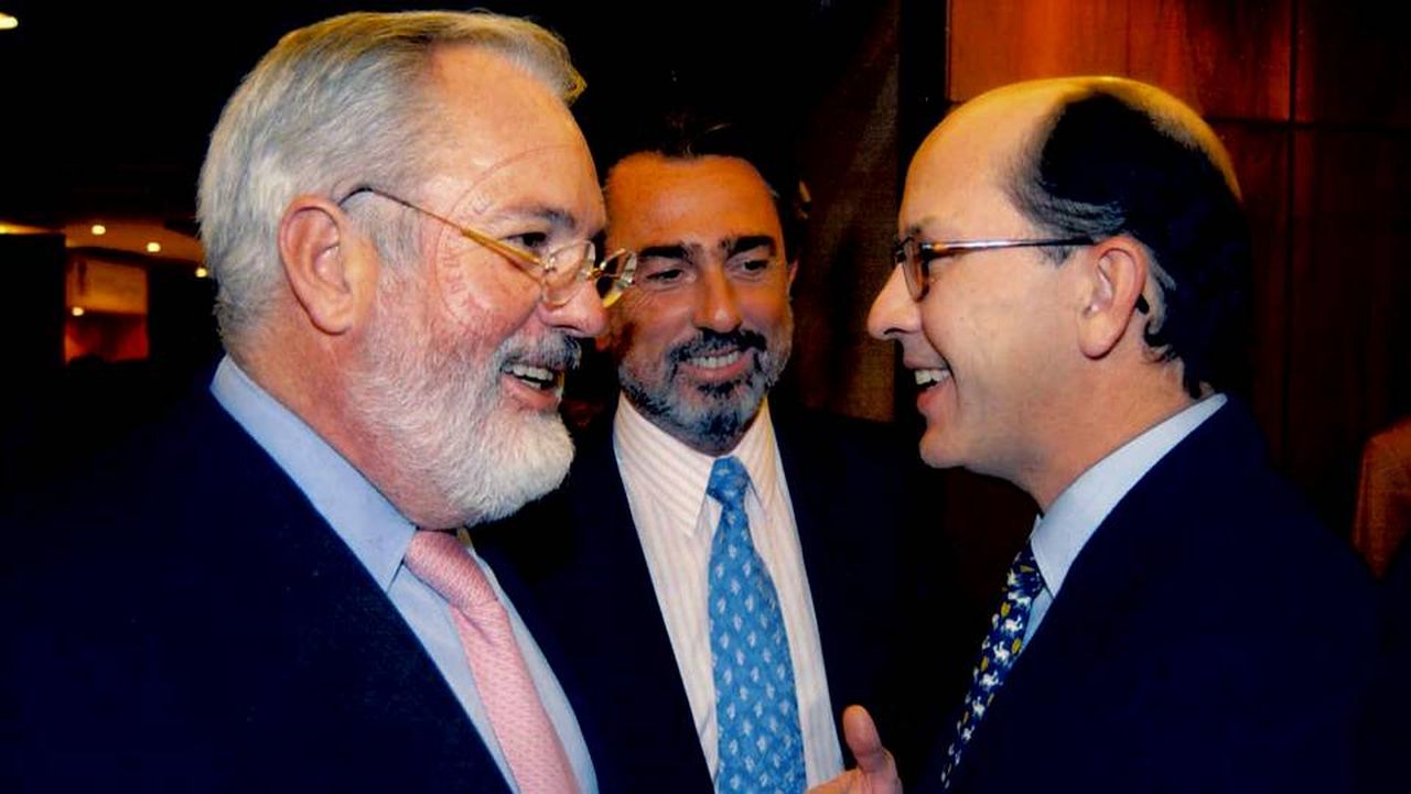 Las embarazosas fotos de Francisco Correa y el PP