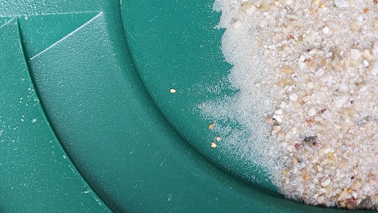 Aprender el bateo, gran atractivo turístico en el vecino «Valle de Oro ...